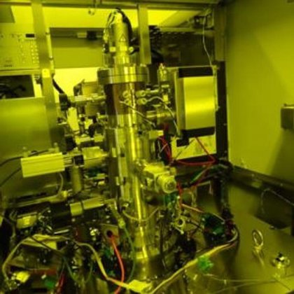 Hitachi S9360 CD SEM Scanning Electron Microscope 300mm in Bree ...