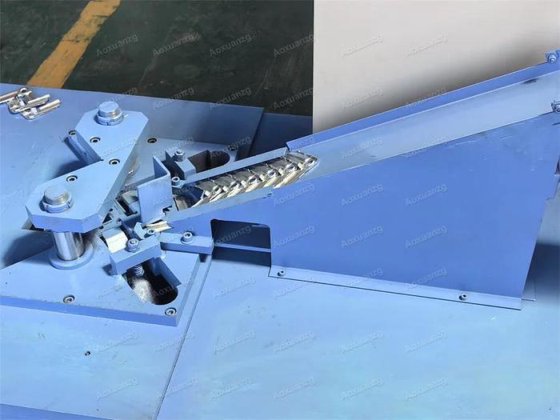 rectangular Square HVAC duct ventilation ductwork TDC Pneumatic corner ...