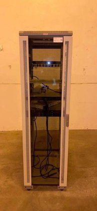 42U APC NetShelter Server Rack Front/Back Door 1 Side in Shippensburg ...