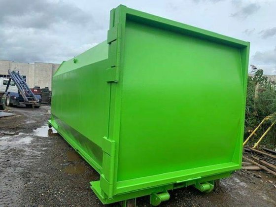 35 YD PTR Self Contained Compactor Model 350 in East Brunswick, NJ, USA