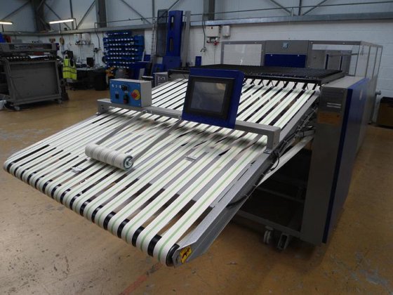 HJ WEIR Foldmaker 56 Autograde Towel Folder in Chepstow, United Kingdom