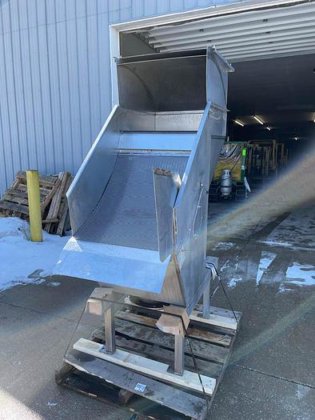 Lyco Mfg. Stationary Product/Waste Water Dewatering Screens in Ravenna ...