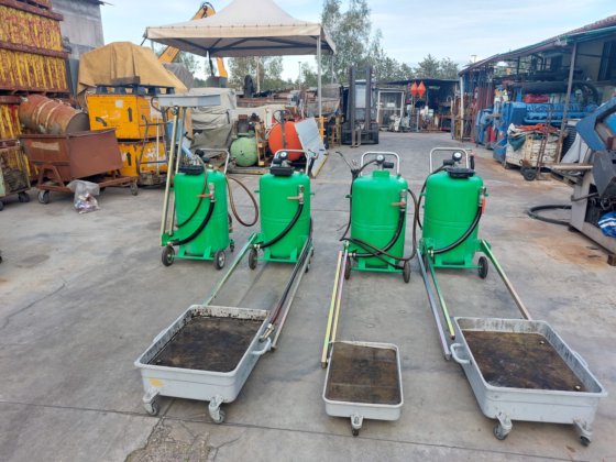 Raasm waste oil reclaimer, vacuum cleaner and collector (type 1) in ...