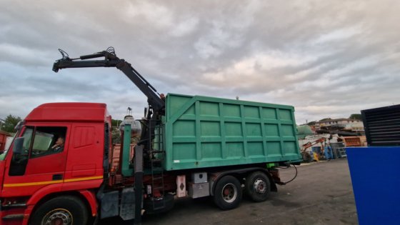 Roll-off container with crane MEC C9071S2 in Rome, Italy
