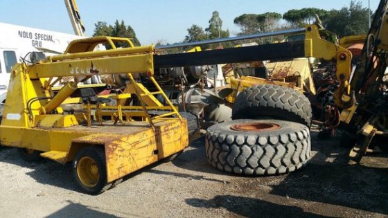 1978 Sequani self-propelled crane in Rome, Lazio, Italy