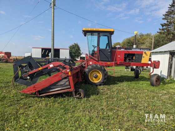 1988 Versatile 4700 25 Ft Swather in Viking, Alberta, Canada
