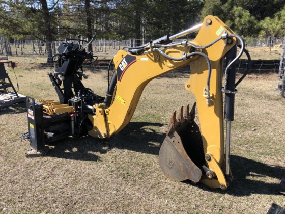 Caterpillar BH160 Backhoe Attachment in Valemount, British Columbia, Canada