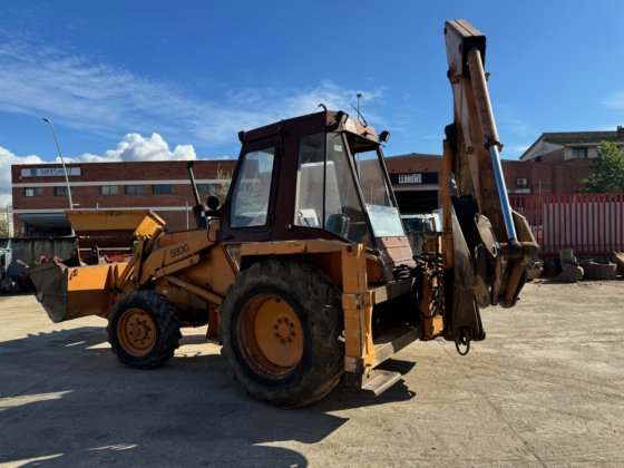 1988 CASE 580G Backhoe Loader in Barcelona, Catalonia, Spain