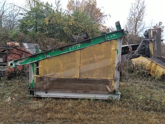 DEISTER 4 X 10 SINGLE DECK SCREEN AND STRUCTURE in Canton, OH, USA