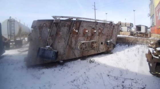 DEISTER 8 X 20 TRIPLE DECK INCLINE SCREEN in Canton, OH, USA