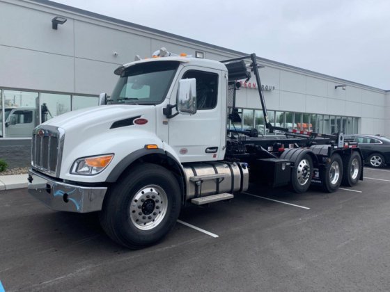 2025 PETERBILT 548 in Jeffersonville, IN, USA