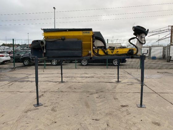 2004 Schmidt Stratos B08-24 Mounted Gritter c/w Honda 9HP Engine (Suits ...