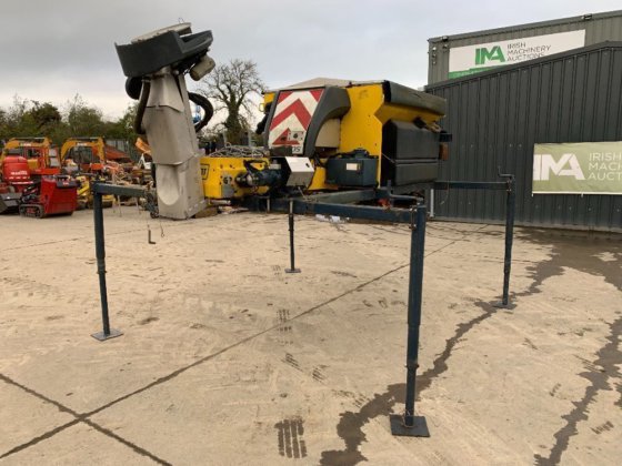 2004 Schmidt Stratos B08-24 Mounted Gritter c/w Honda 9HP Engine (Suits ...