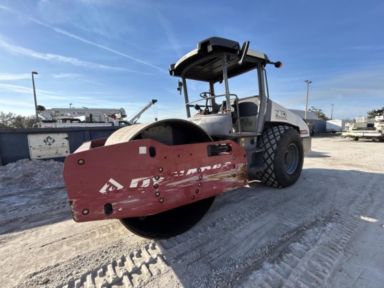 2019 DYNAPAC CA2500D in Jacksonville, FL, USA