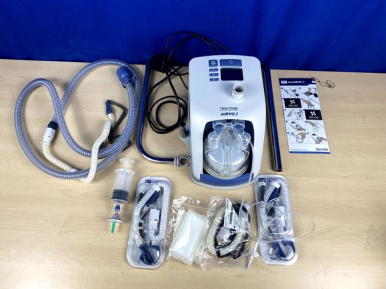 FISHER & PAYKEL Airvo 2 complete with bag in Manchester, United Kingdom