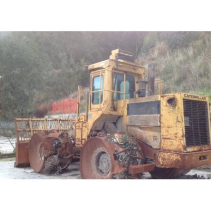LANDFILL COMPACTOR CATERPILLAR 816 in Chiari, Italy