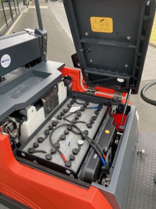 2017 Hako Sweepmaster B1200RH in Braunschweig, Germany