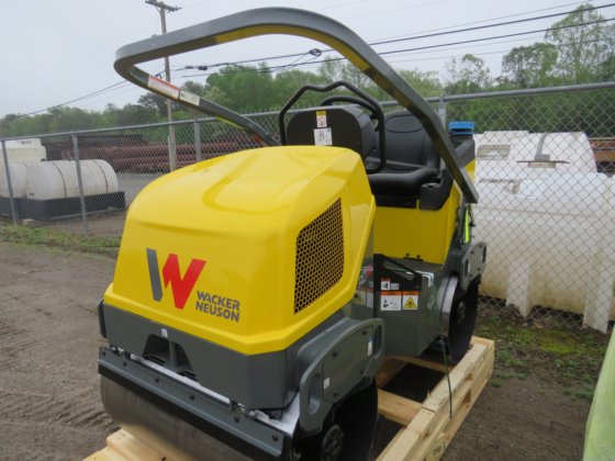 2025 WACKER-NEUSON RD12L-90 in Monroe, NJ, USA