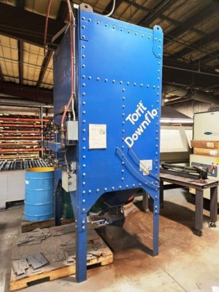 DONALDSON TORIT MODEL 2DF6 DOWNFLOW DUST COLLECTOR in Bannockburn, IL, USA
