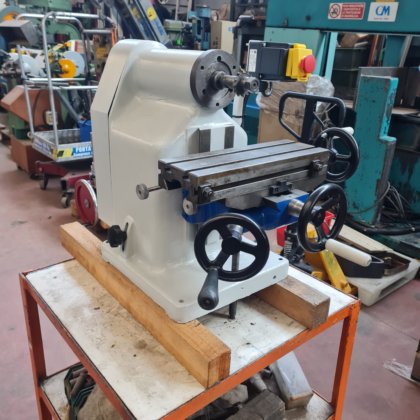 Horizontal Benchtop Milling Cutter in Agrate Brianza, Italy