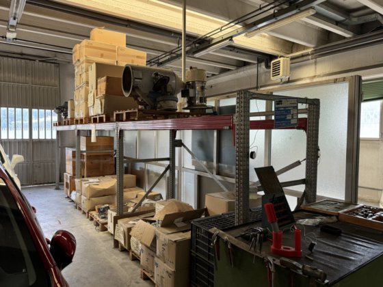 METALSYSTEM PALLET RACK RED ( 4 UPRIGHTS ) in Milan, Lombardy, Italy