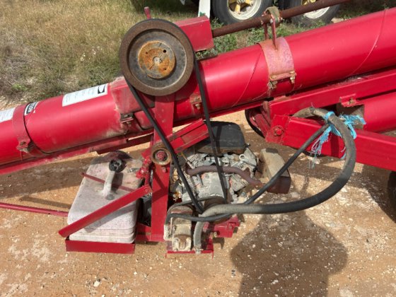 Vennings 40ft Self Propelled auger in Stansbury, Australia