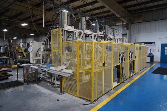 BULK LOT AUTOMATION PRESS CELL in Chicago, IL, USA