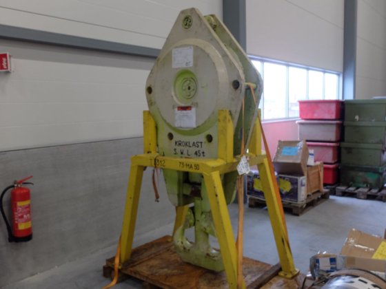 NOV Molde Crane / Stalprodukter Craneblock in Ågotnes, Norway