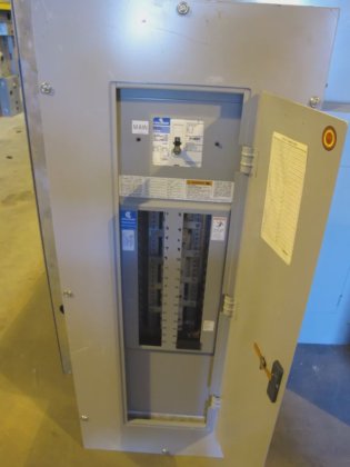 Challenger PM1A Panelboard CE3100 Main Breaker 120/208 V 3PH4W 30 ...