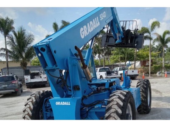 2002 GRADALL 524D TELEHANDLER in Miami, FL, USA