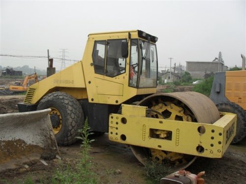 Gebraucht 2003 BW219DH-3 Bomag Vibrationswalze mit glatter Trommel in ...