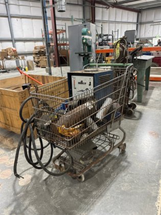 Miller "Thunderbolt" Arc Welder & Buggy in Damascus, OR, USA