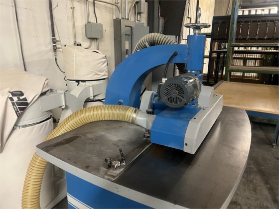 Circle T "LM 213" Lock Miter Machine in Sellersburg, IN, USA