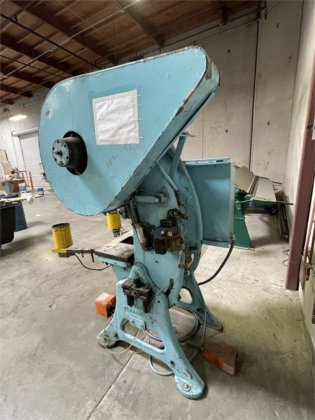 Federal Punch Press in Oceanside, CA, USA