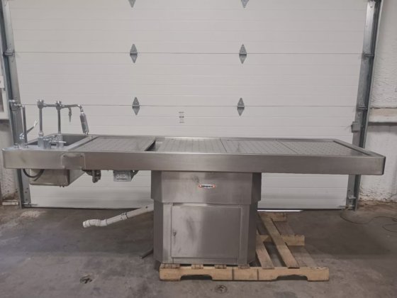 Mopec 158635 Elevating Autopsy Table CE200 in Baton Rouge, LA, USA