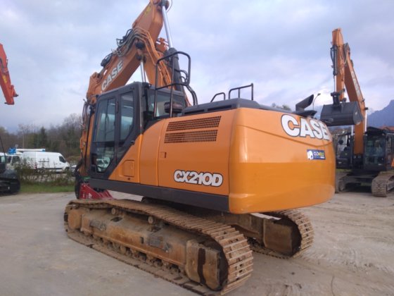 2018 CASE CX 210 D T in Belluno, Italy
