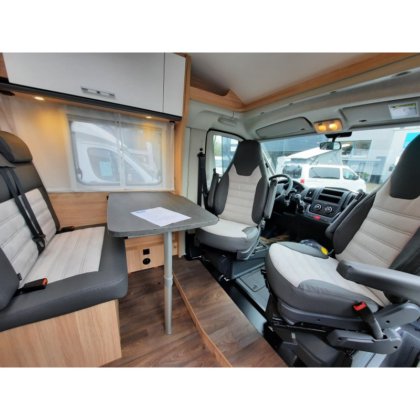 2022 Sunlight V60 ADVENTURE EDITION in La Mézière, France