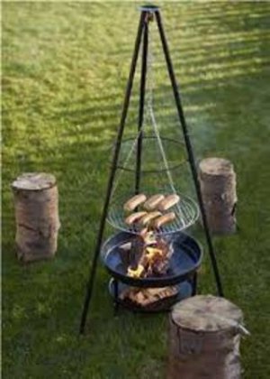 Dangrill tripod fire pit with fire tray and grate in Hasselager, Denmark