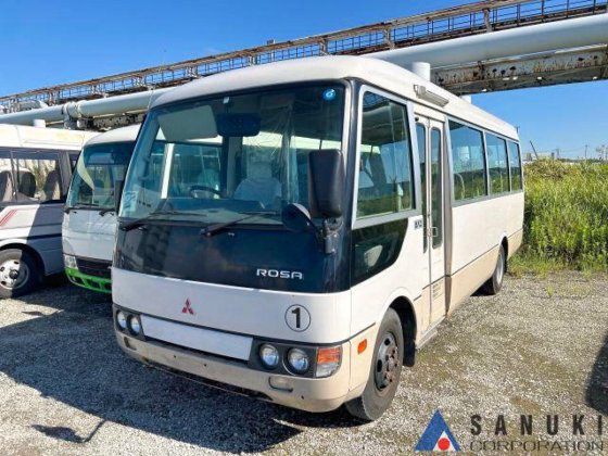 2003 Mitsubishi Rosa in Yokohama, Kanagawa, Japan