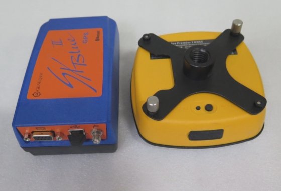 Geneq SXblue II GPS & Premier GNSS Receiver in Nashville, TN, USA