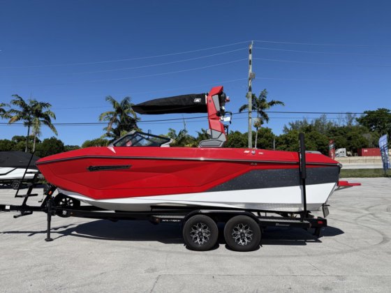 2025 Nautique Paragon G23 in Miami, FL, USA