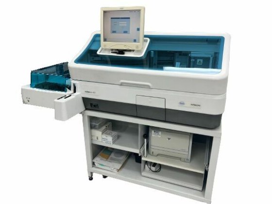 ROCHE/COBAS E 411 Fully Automated Immunoassay Analyzer in Temecula, CA, USA