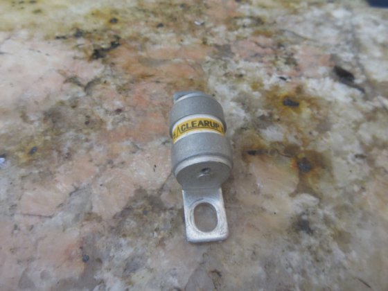 KYOSAN CLEAR UP FUSE 25FH75 in Santa Clarita, CA, USA