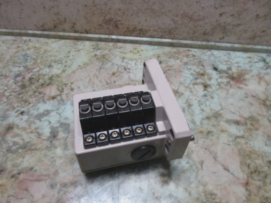 OMRON MULTIPLE LIMIT SWITCH 5VBD4-2N 5VBD4-12N MORI SEIKI 5VB D4-12N in ...