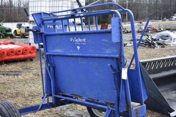 Priefert Hog Chute on Trailer in Clifford Township, PA, USA
