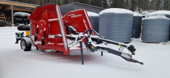 2022 Sauerburger Condor 5000/3 vaakatasoleikkuri in Finland