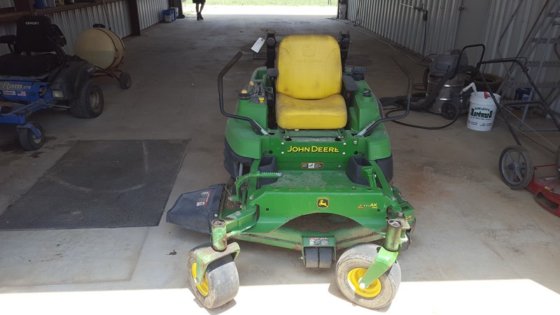 John Deere Z810A 17875 in Grandview, TX, USA