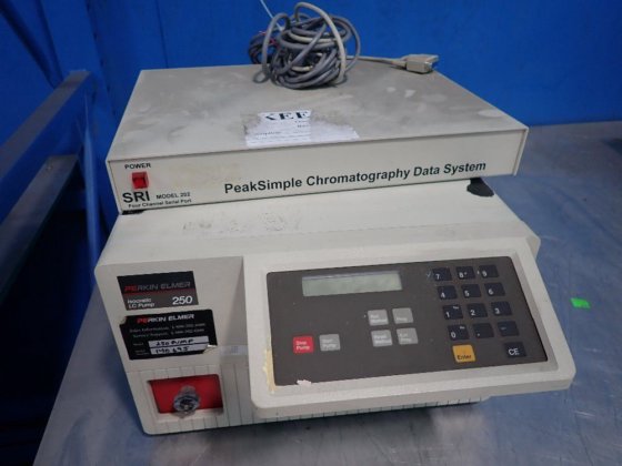 PEAK SIMPLE CHROMATOGRAPHY DATA SYSTEM in Euclid, OH, USA