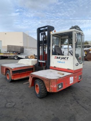FANTUZZI SIDE LOADER DIESEL FORKLIFT in Euclid, OH, USA