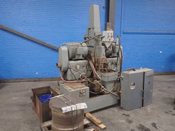 Gardner Double Disc Grinder in Euclid, OH, USA